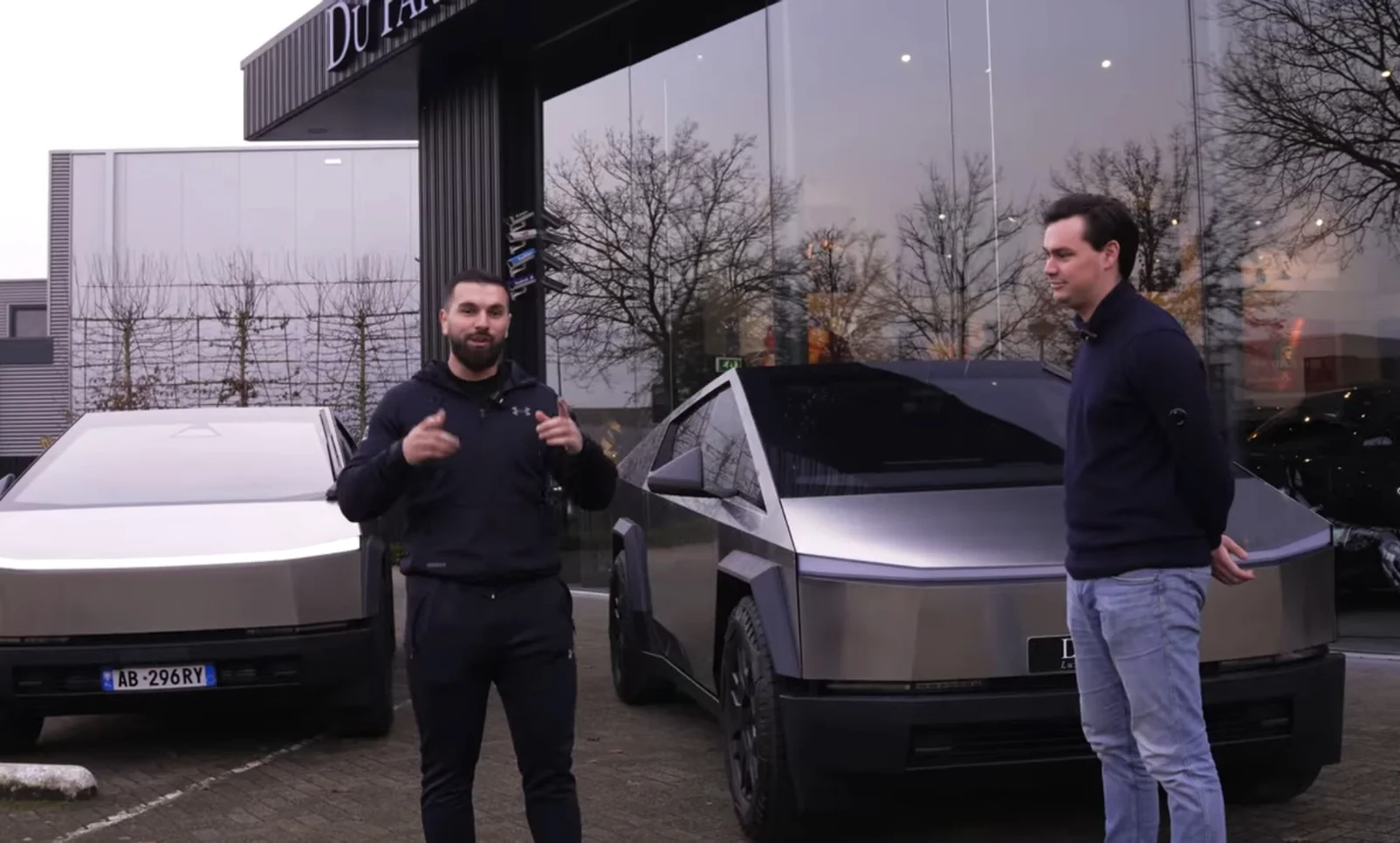 Kosso reageert op media en berichten niet betaalde Tesla Cybertruck ...